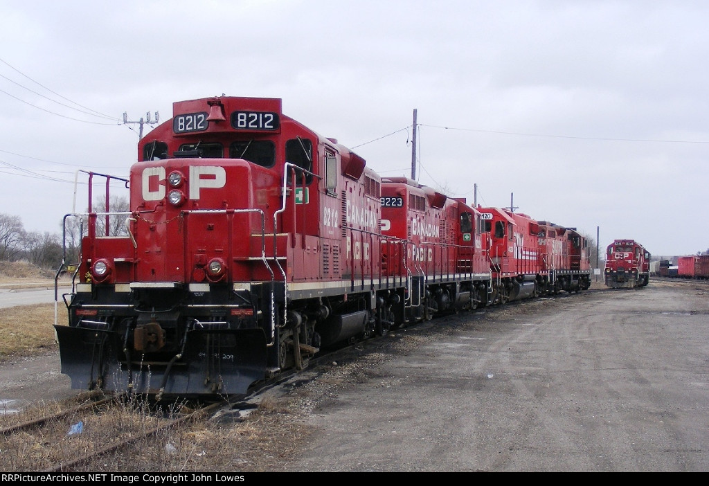 A yard full of Geeps
